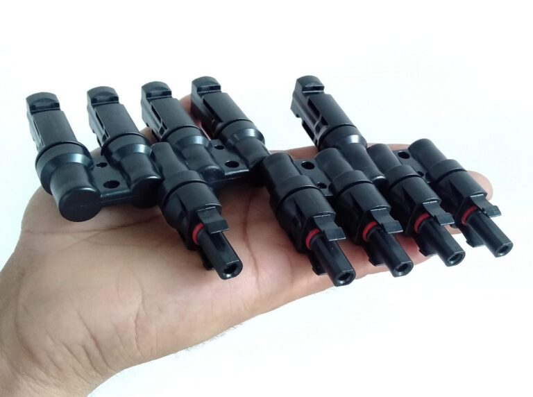 Buy 4 in 1 T4 Connector with 10sq MM MC4 Connector At Best Price