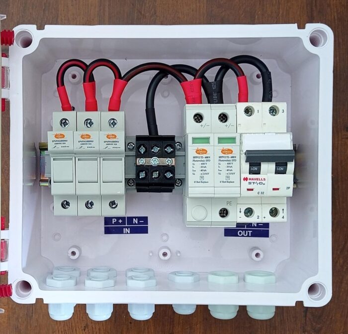 Kenbrook Solar AJB DCDB 3 in 1 Out 600V Inbuilt 3 x 20A Fuses, 600V SPD ...