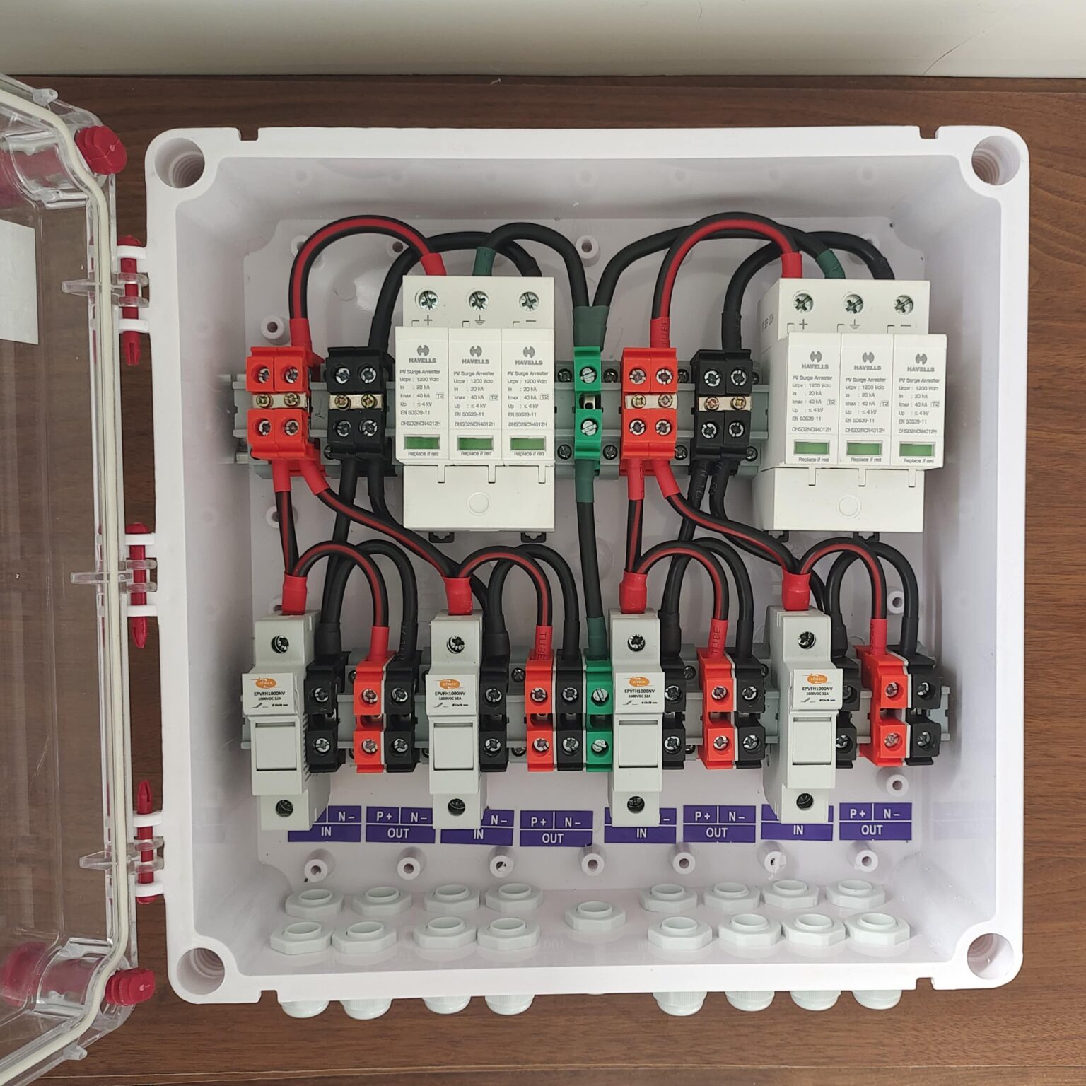 Buy DCDB 4 in 4 out 1000V 2 SPD at Best Price in India - Kenbrook Solar